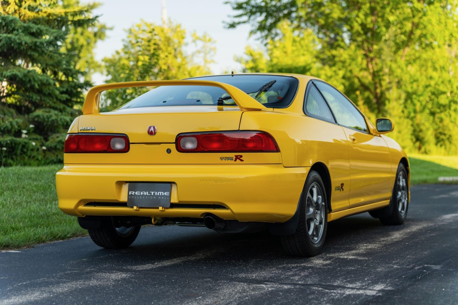 An Acura Integra Type R Just Sold for $204,000