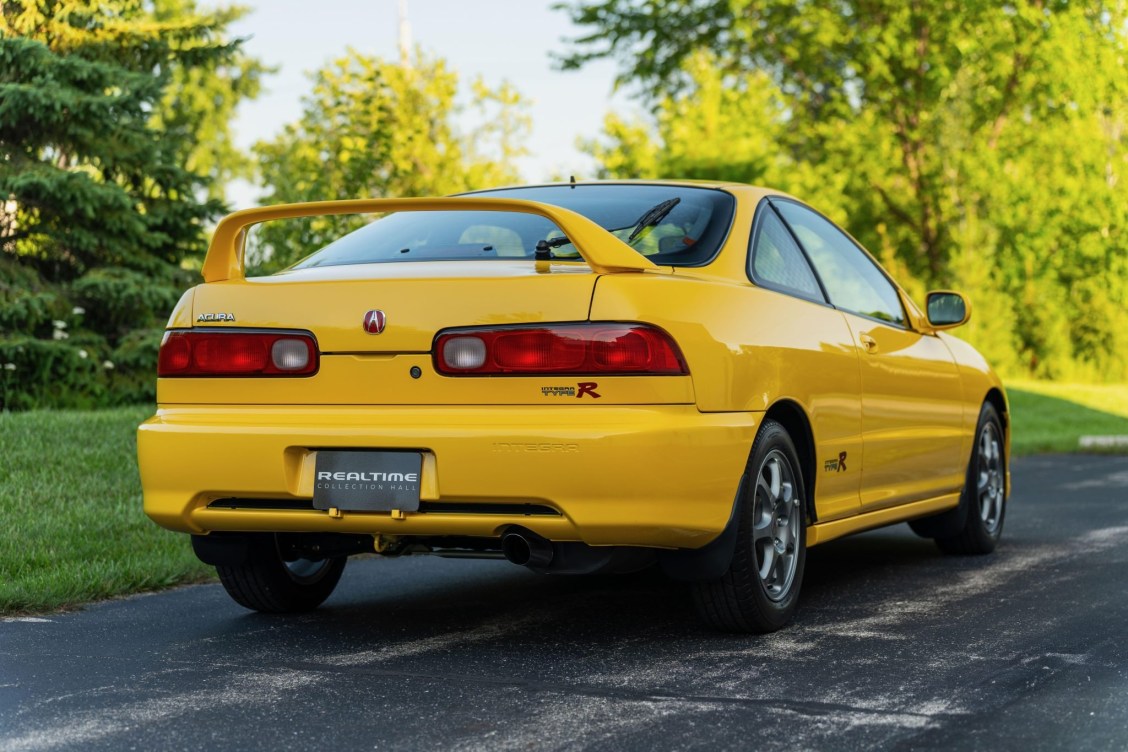 An Acura Integra Type R Just Sold for $204,000