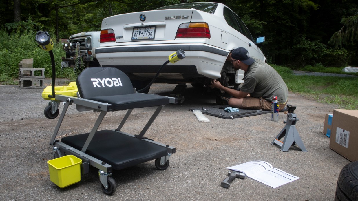 Ryobi Dual-Function Creeper and Seat Review: Handy Stool With Headlights