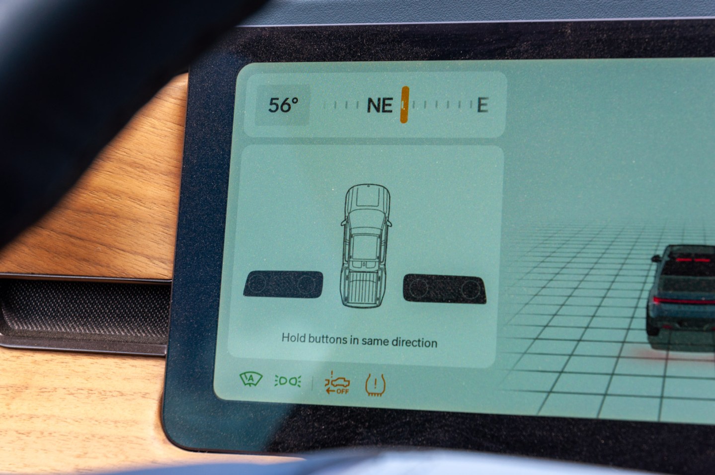 Rivian's Kick Turn Takes the 360-Degree Tank Turn to a Whole New Level ...