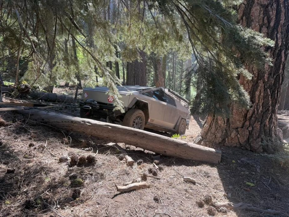 There's a Broken Tesla Cybertruck Stuck on the Rubicon Trail Right Now ...
