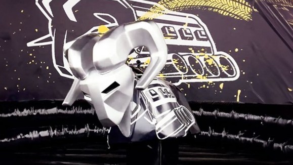 Someone Stole Ram's V8 Bucking Hemi Mechanical Bull [Updated]