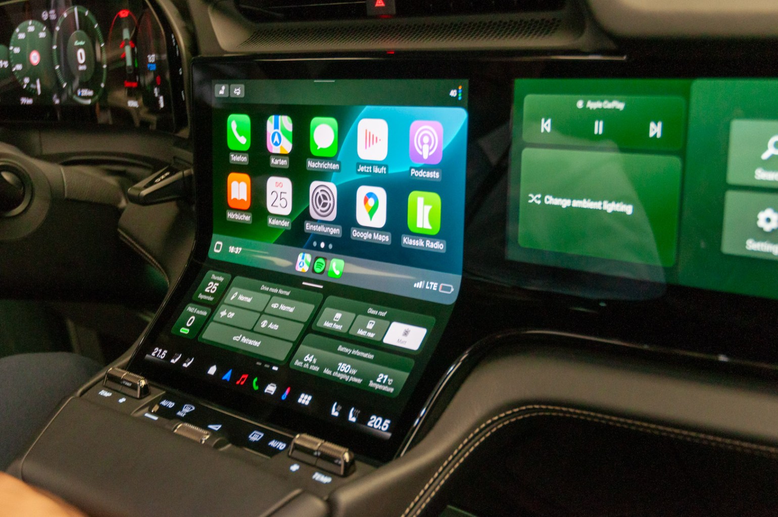 How the 2026 Porsche Cayenne Electric's Cabin Blends Analog Past With ...