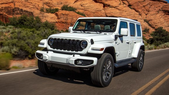 Stellantis Recalls Nearly 113,000 Jeeps Over Self-Destructing Turbo-Fours