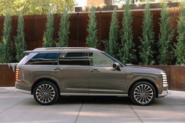2026 Hyundai Palisade Hybrid First Drive Review: The Luxurious ...