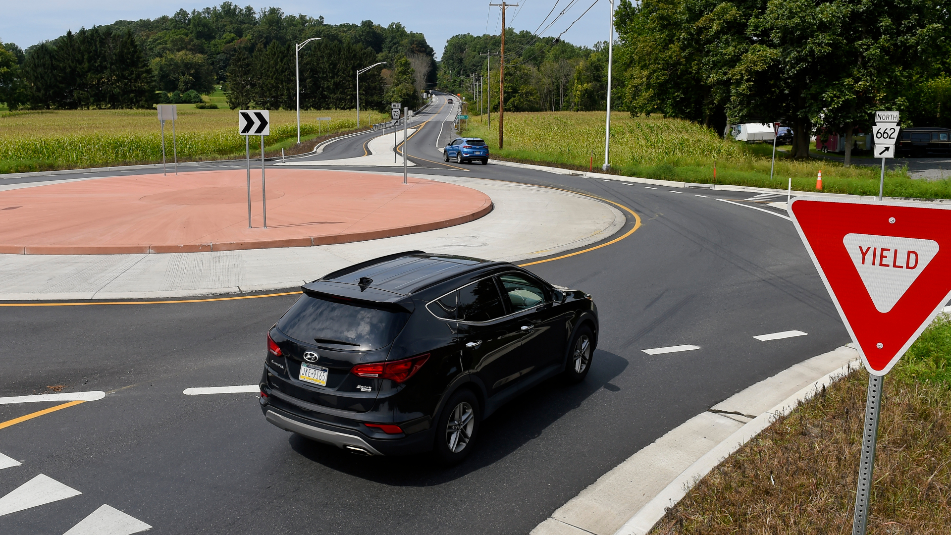 It's 2025. Why Can't Americans Use a Simple Roundabout?