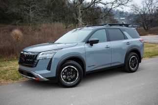 The Wireless Charger in the New Nissan Pathfinder Is the First to ...