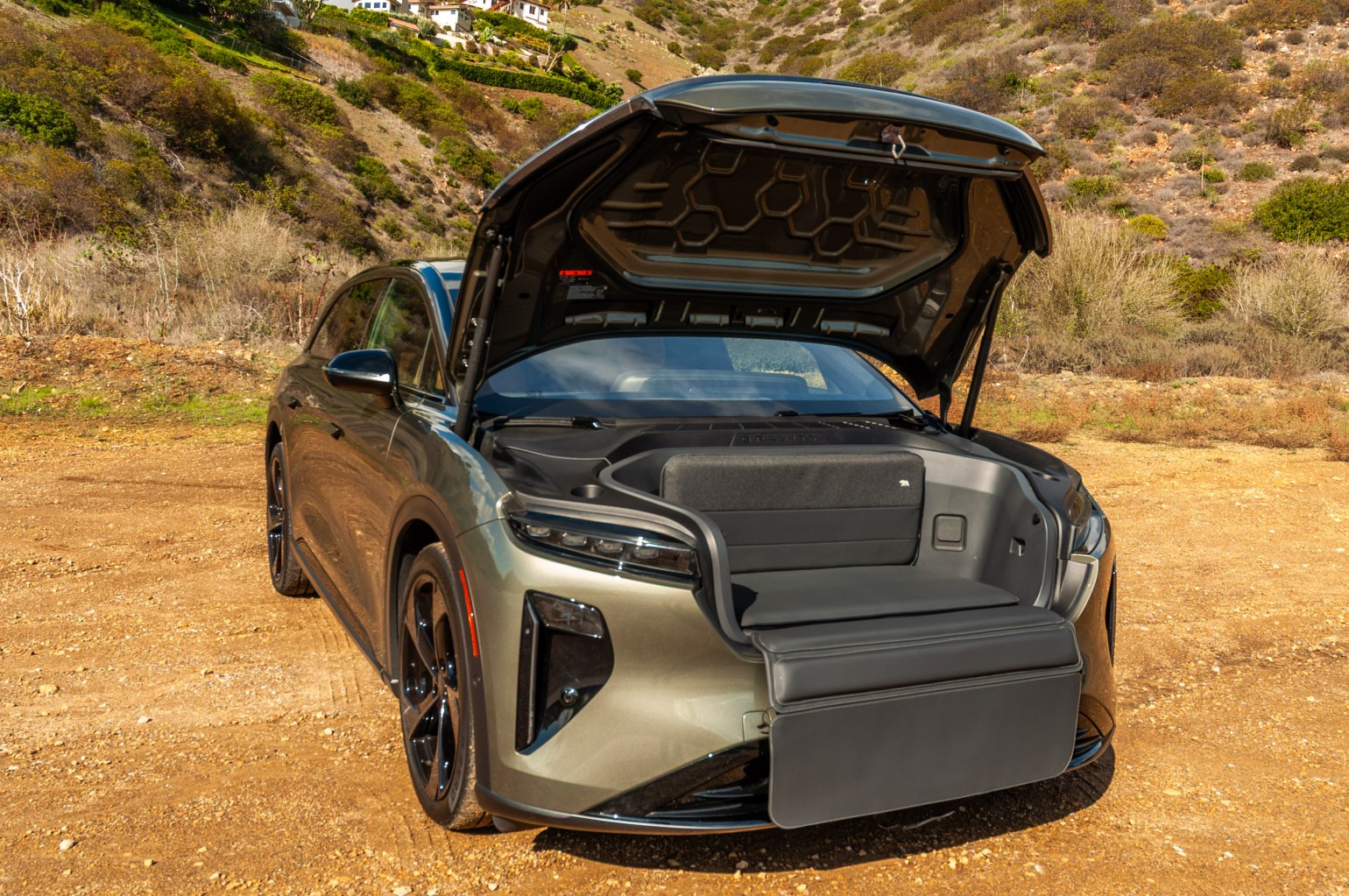 2026 Lucid Gravity Review: The Best-Driving Three-Row Money Can Buy
