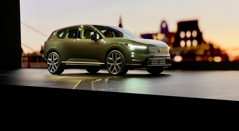 2027 Volvo EX60 Feels Like a No-Brainer for EV Newbs With 400-Mile ...