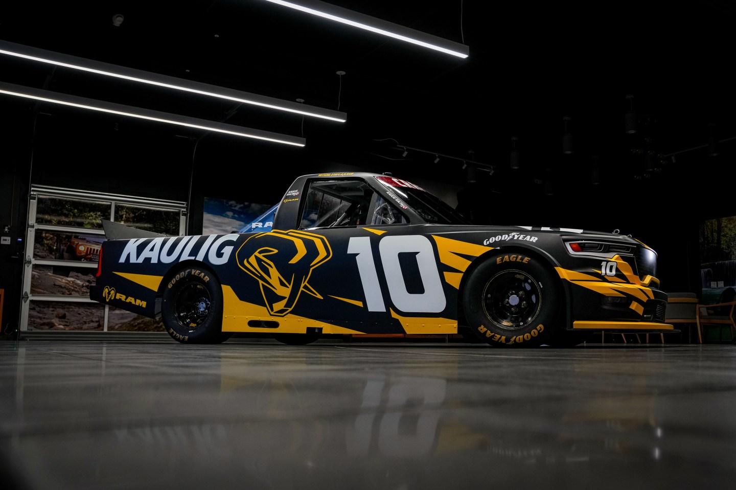 Tony Stewart Is Coming Back to NASCAR—And He's Driving