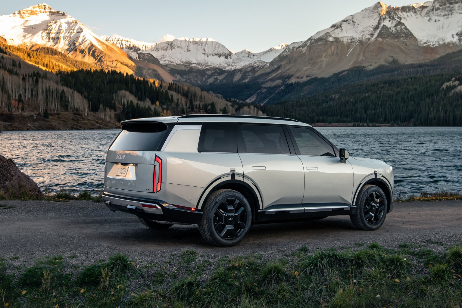 Here's Why Kia Is Getting Weird With Interior Colors, According to Its ...