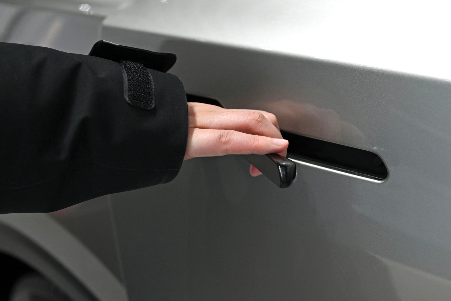 China Beats U.S. on Another Automotive Innovation: Banning Electronic ...