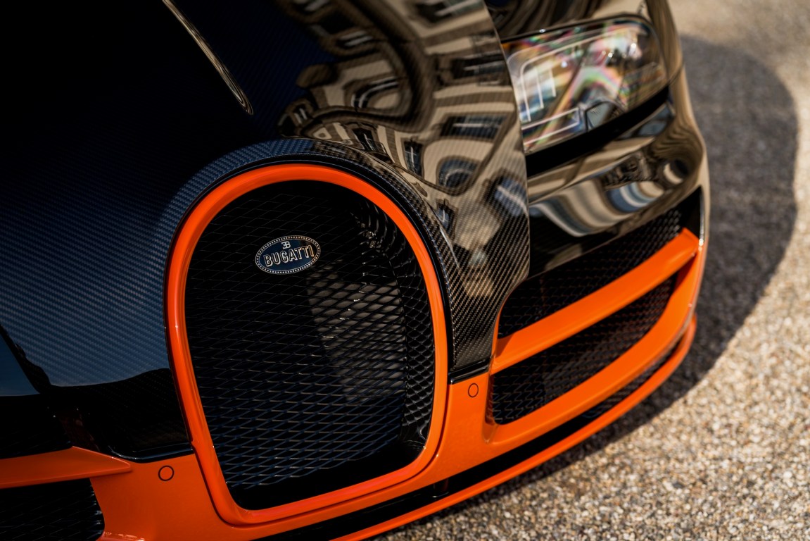 Bugatti Restored This 44,000-Mile Veyron Prototype That Helped Break ...