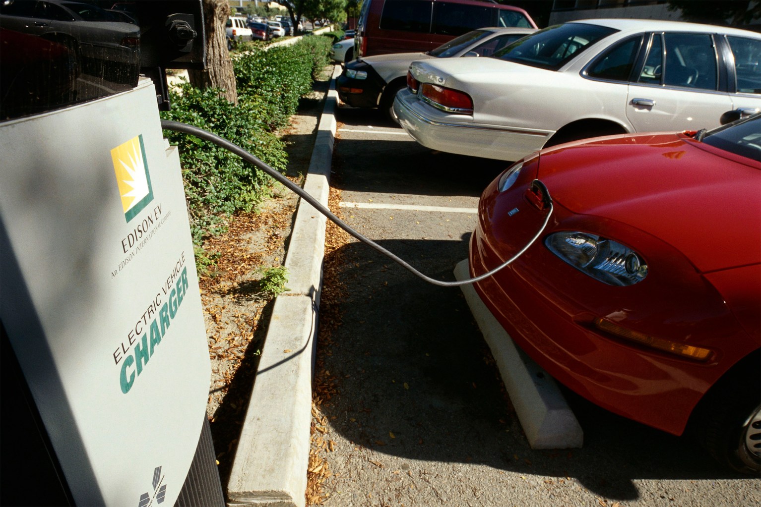 Inside GM's Decision to Help Restore a Rare EV1 for the First Time Ever