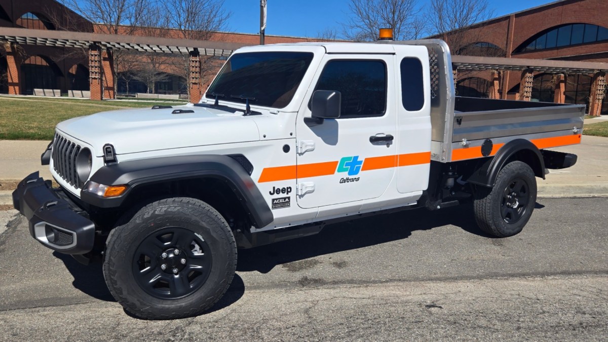 You Can Buy The Single-Cab Jeep Gladiator of Your Dreams Thanks to This ...