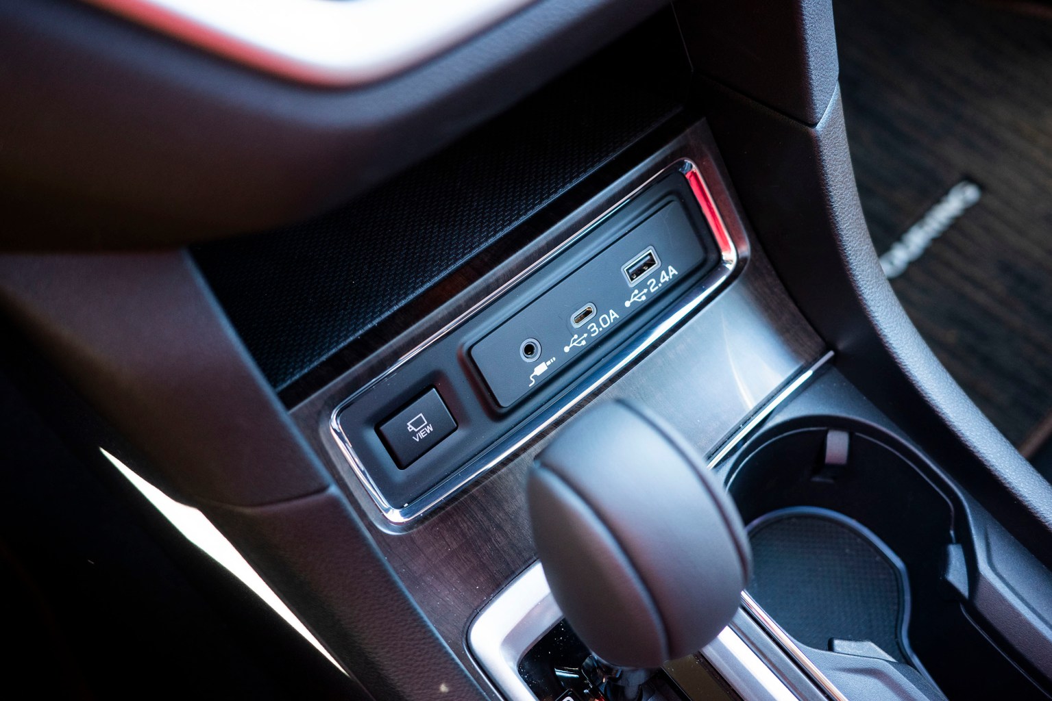 Surprise: The 2026 Subaru Ascent Still Has a 3.5mm Aux Jack