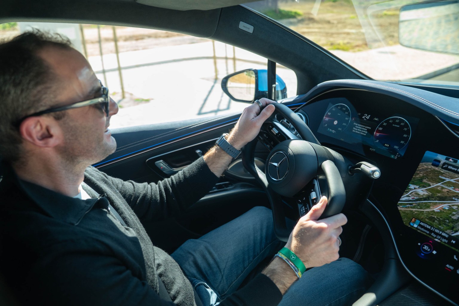 Mercedes Made a Steering Yoke that Actually Works