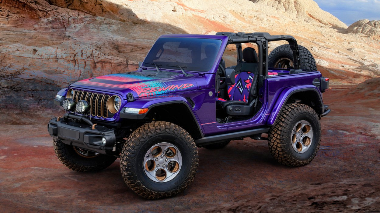 Jeep's Rad New 'Rewind' Package Turns the Clock Back to 1990