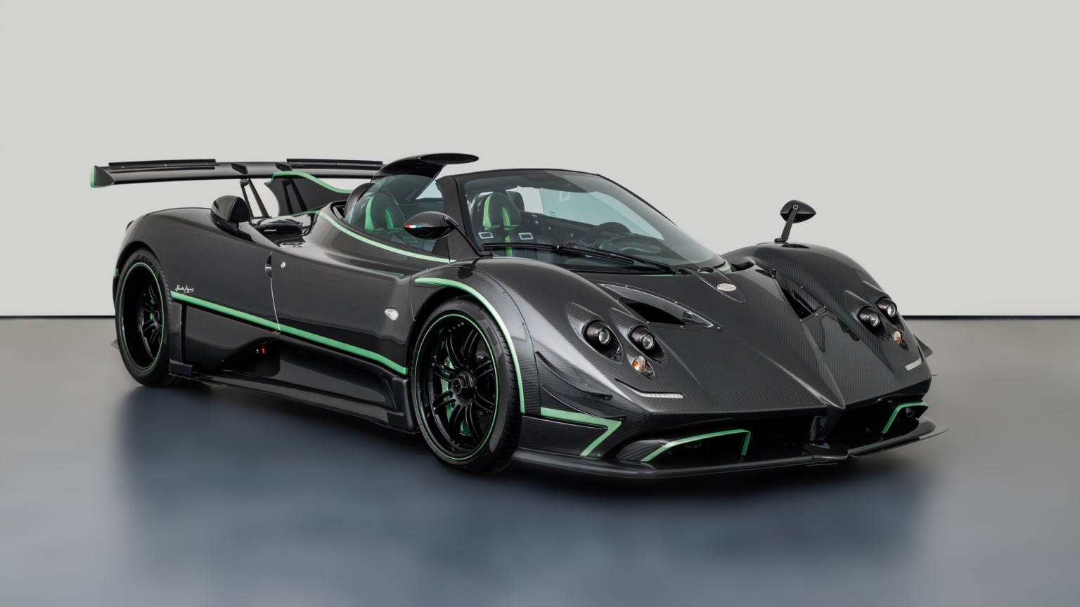 Fernando Alonso Got an Awesome Easter Egg With His New Pagani: Color ...