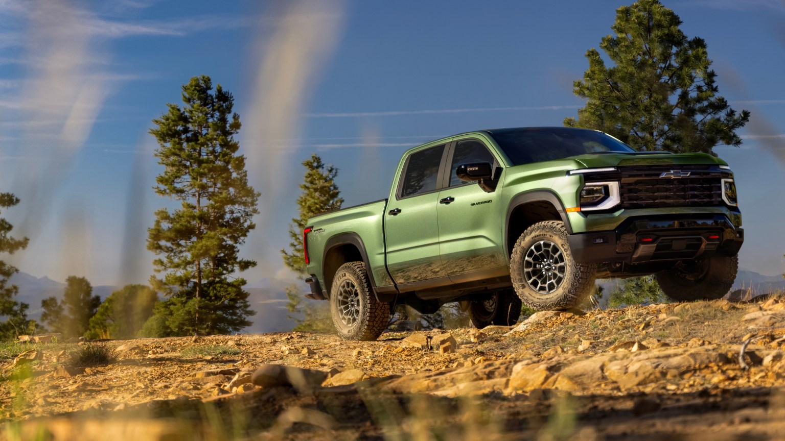Chevy Now Makes New 350, 400, and 409 V8s—Just Like the Old Days