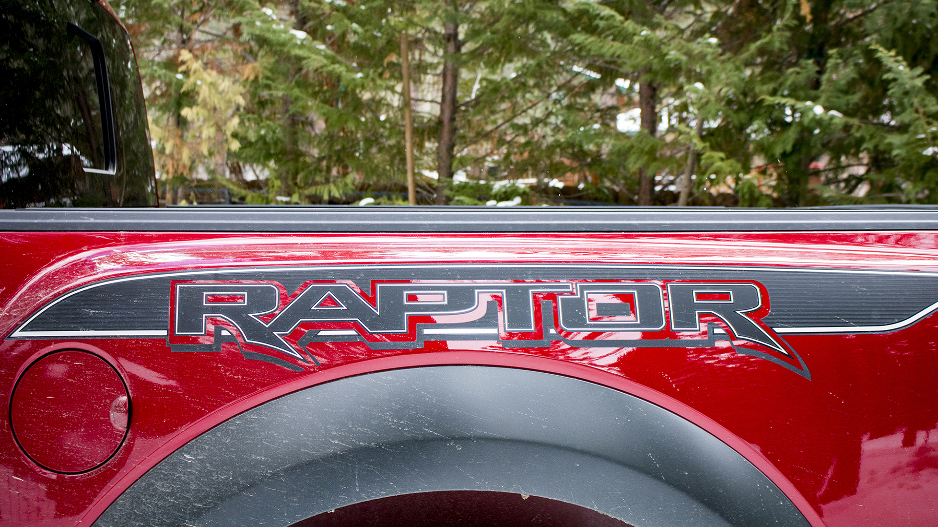 2019 Ford F-150 Raptor SuperCab Review: The Ultimate Pickup Truck Bows ...