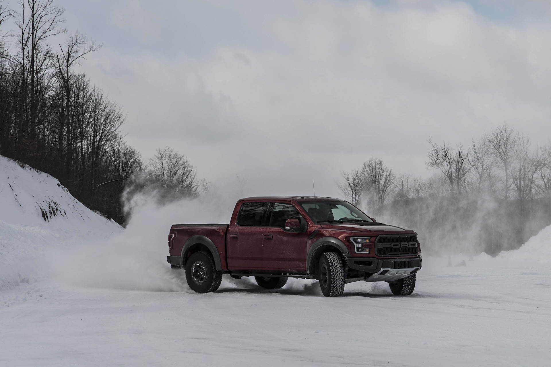 2019 Ford F-150 Raptor (Winter) Review: Desert-Running Pickup Takes a ...