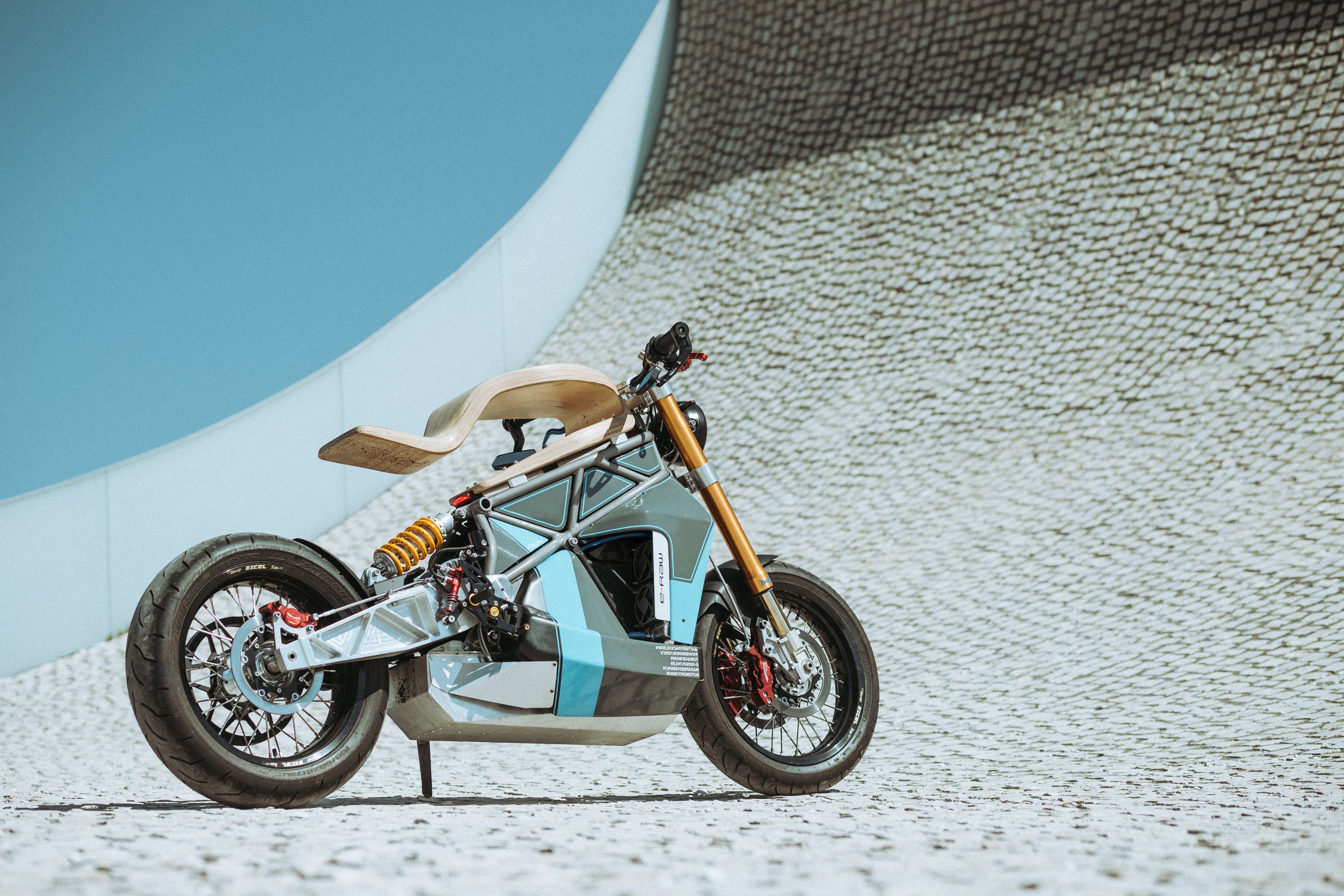 The Essence E-raw Is a New Electric Motorcycle with Modernist French Flair