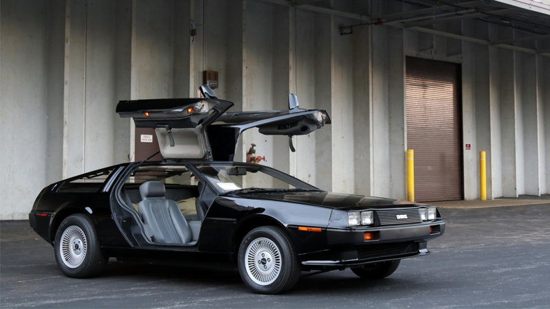 1981 DeLorean DMC-12 Painted in Black Is a 5,900-Mile Throwback to the ...
