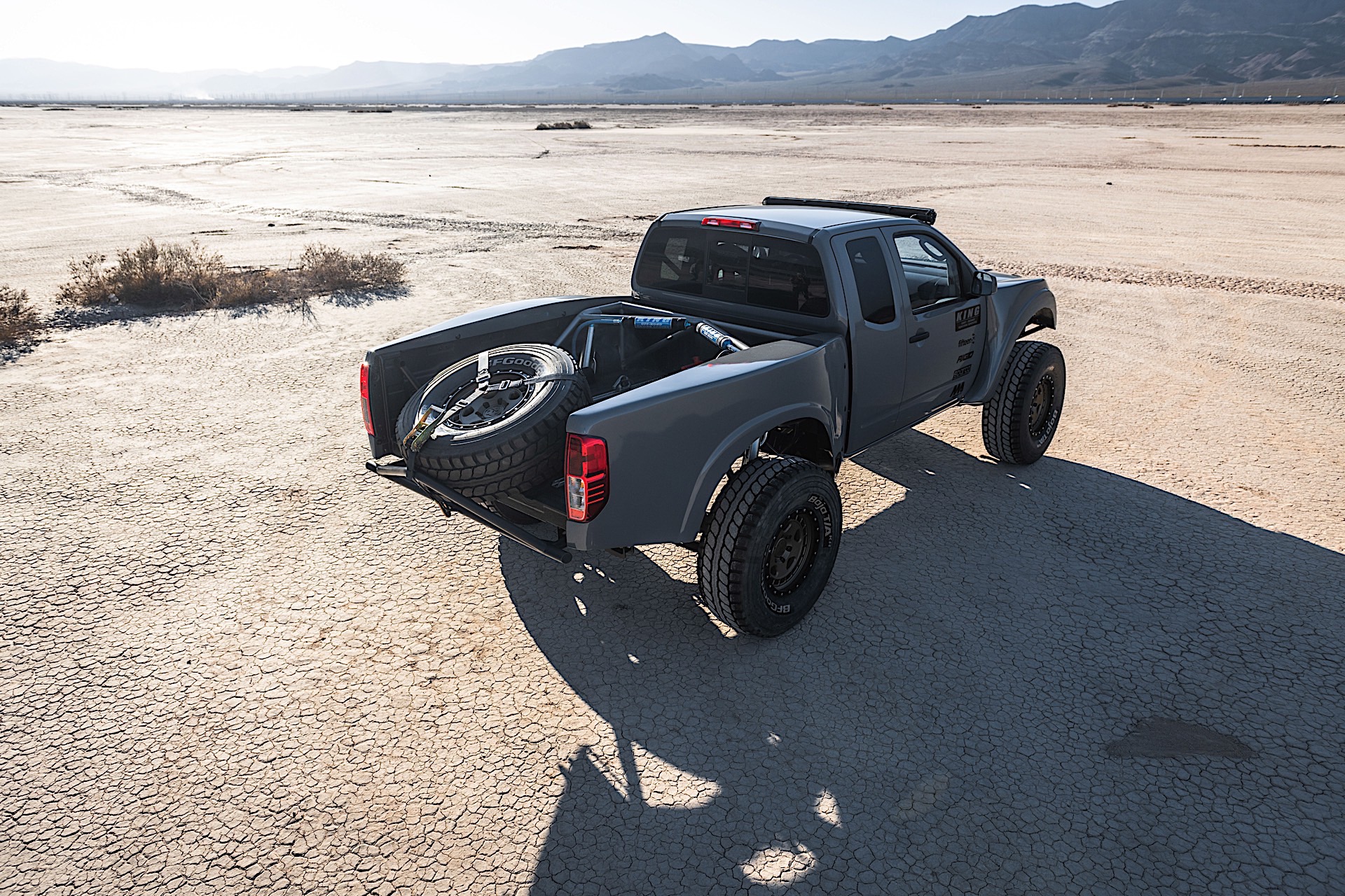 Nissan Frontier Desert Runner With Turbocharged V-8 Is the Midsize ...