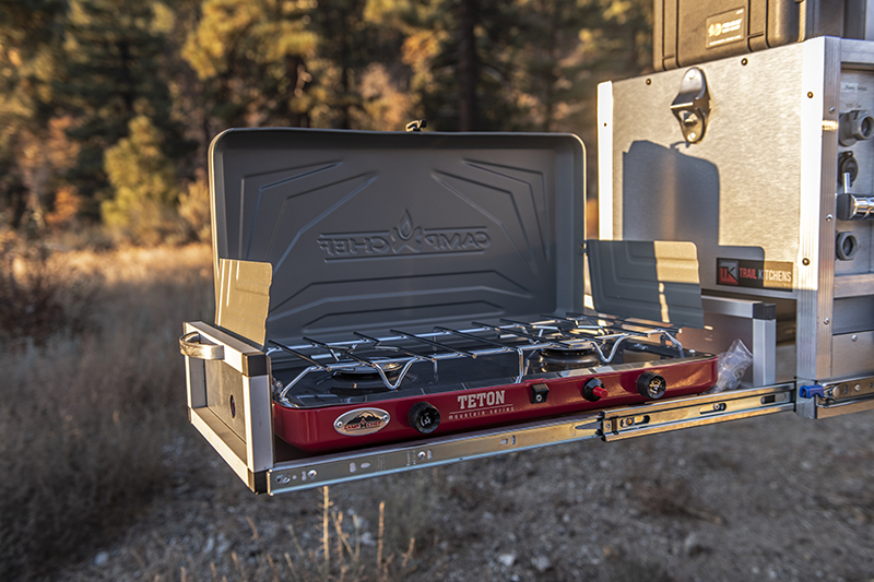 Decked-Out Ford Ranger Overland Rig Is the Perfect Off-the-Grid Companion