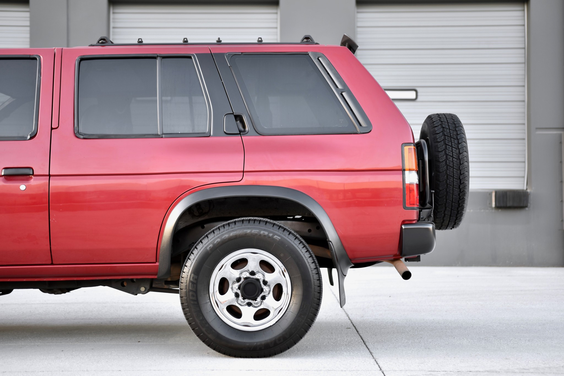 This Mint-Condition 1993 Nissan Pathfinder With a Five-Speed Manual Is ...