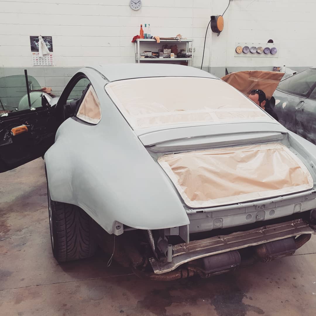 Classic Porsche 911 Is Actually a 996-Gen With a Bizarro Retro Body Kit