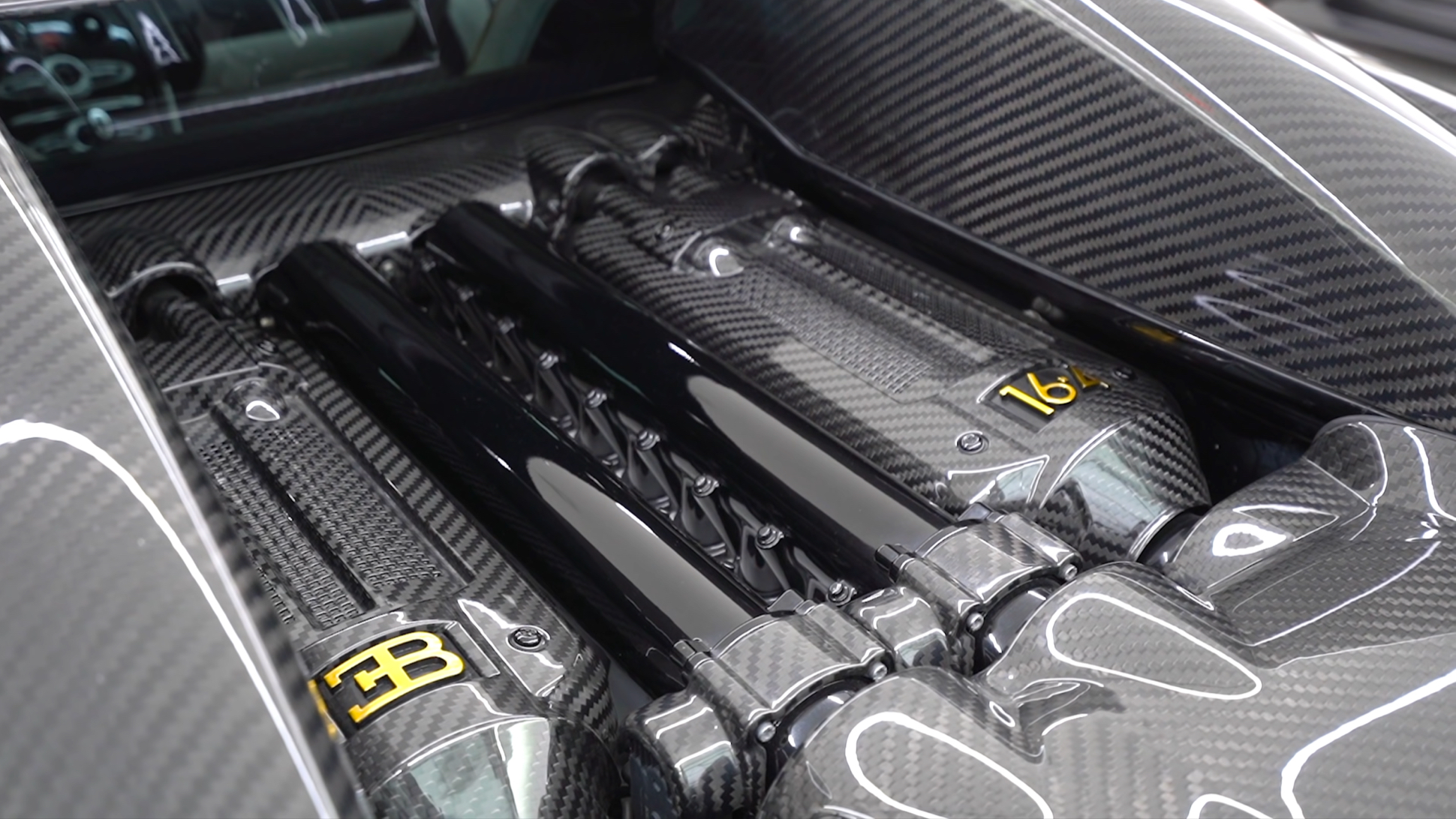 Bugatti Veyron Basic Maintenance Can Cost Upwards of $50,000 a Year