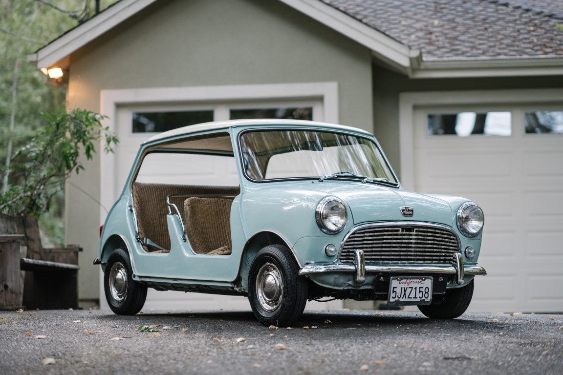 Immensely Rare 1962 Austin Mini Beach Car Sells for Astonishing ...