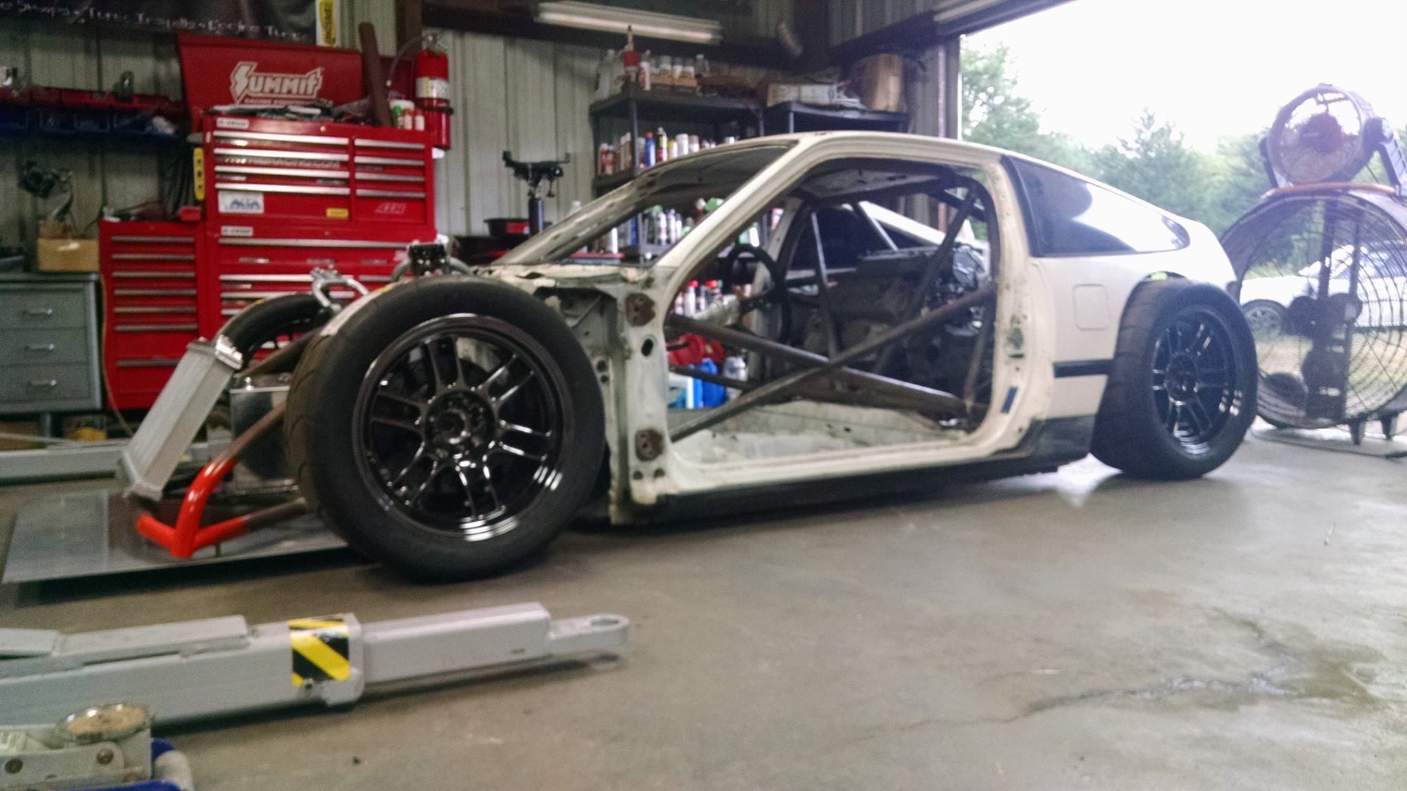 Mid-Engine RWD 1989 Honda CRX Build Is What Dreams Are Made Of