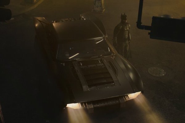 The Newest Batmobile Looks Like a Mid-Engine Muscle Car with a Twin ...