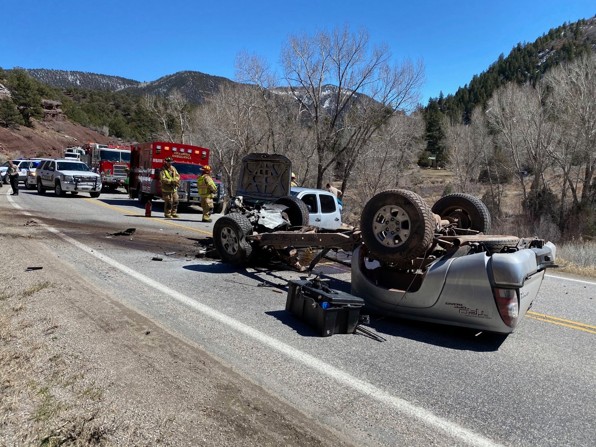 Toyota Tacoma Dismantled in Crash While Fleeing From Sheriff's Deputy
