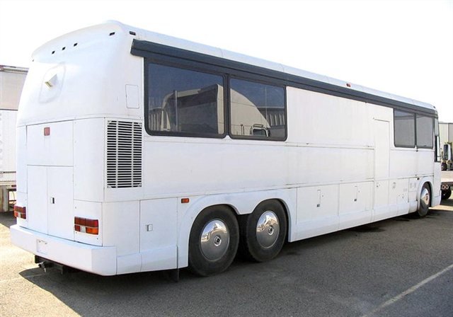 This Deceptively Aerodynamic RV Was Designed by a Porsche Legend and ...