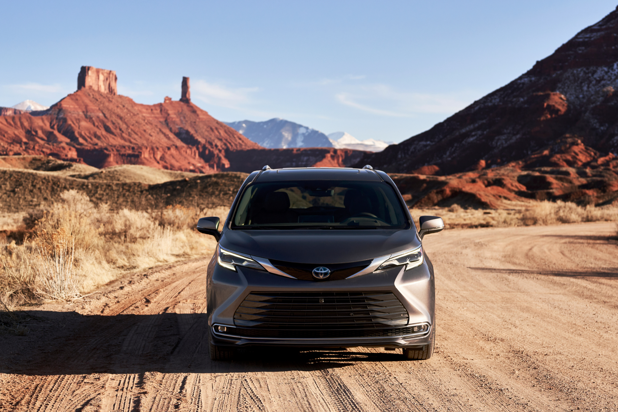 The New 2021 Toyota Sienna Minivan Goes All Hybrid
