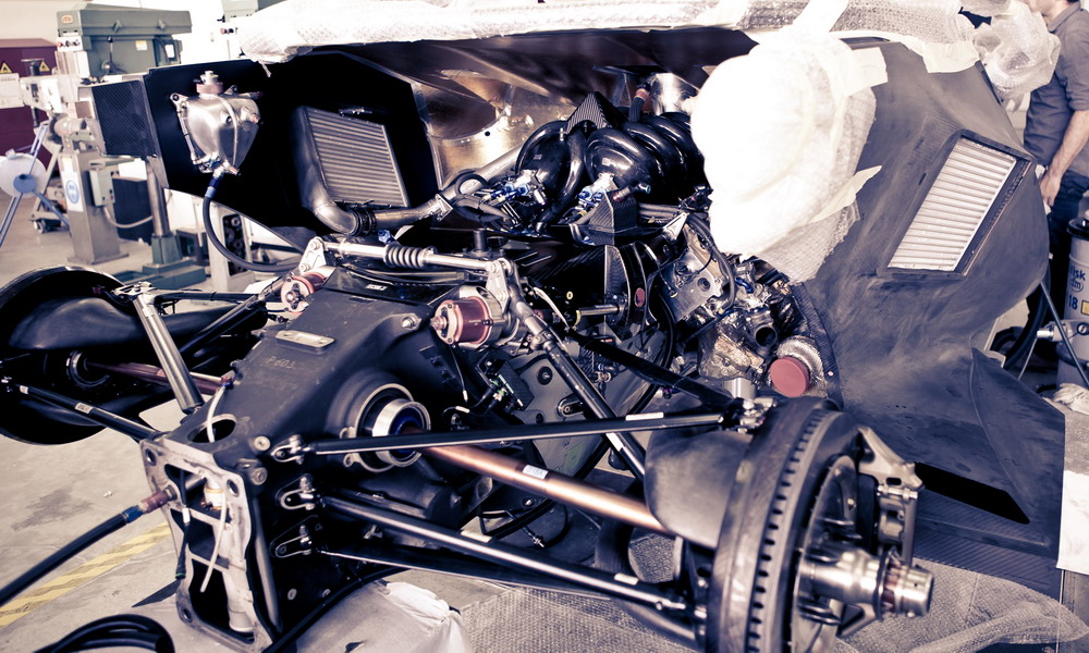 The Peugeot Onyx Was a Copper-Bodied Supercar that Aged Like the Statue ...