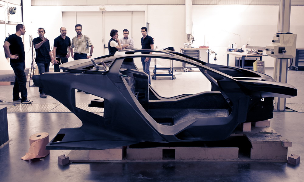 The Peugeot Onyx Was a Copper-Bodied Supercar that Aged Like the Statue ...