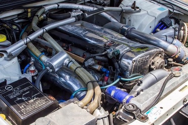 This Iconic Nissan Skyline GT-R R33 'Speed Wagon' Can Be Yours for $85,000