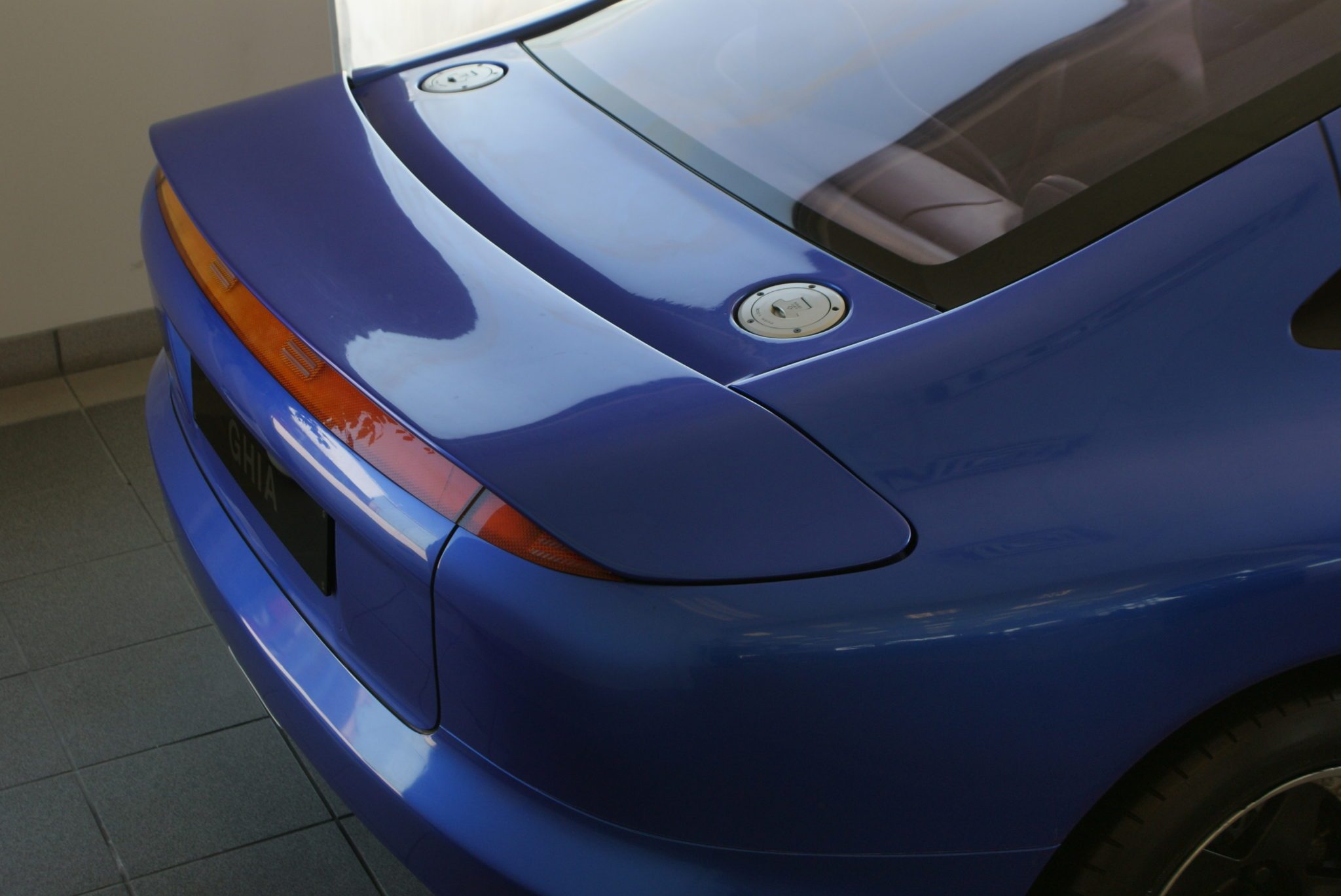 The Ford Ghia Concept Car Is a ’90s Vision of the Future That You Can ...