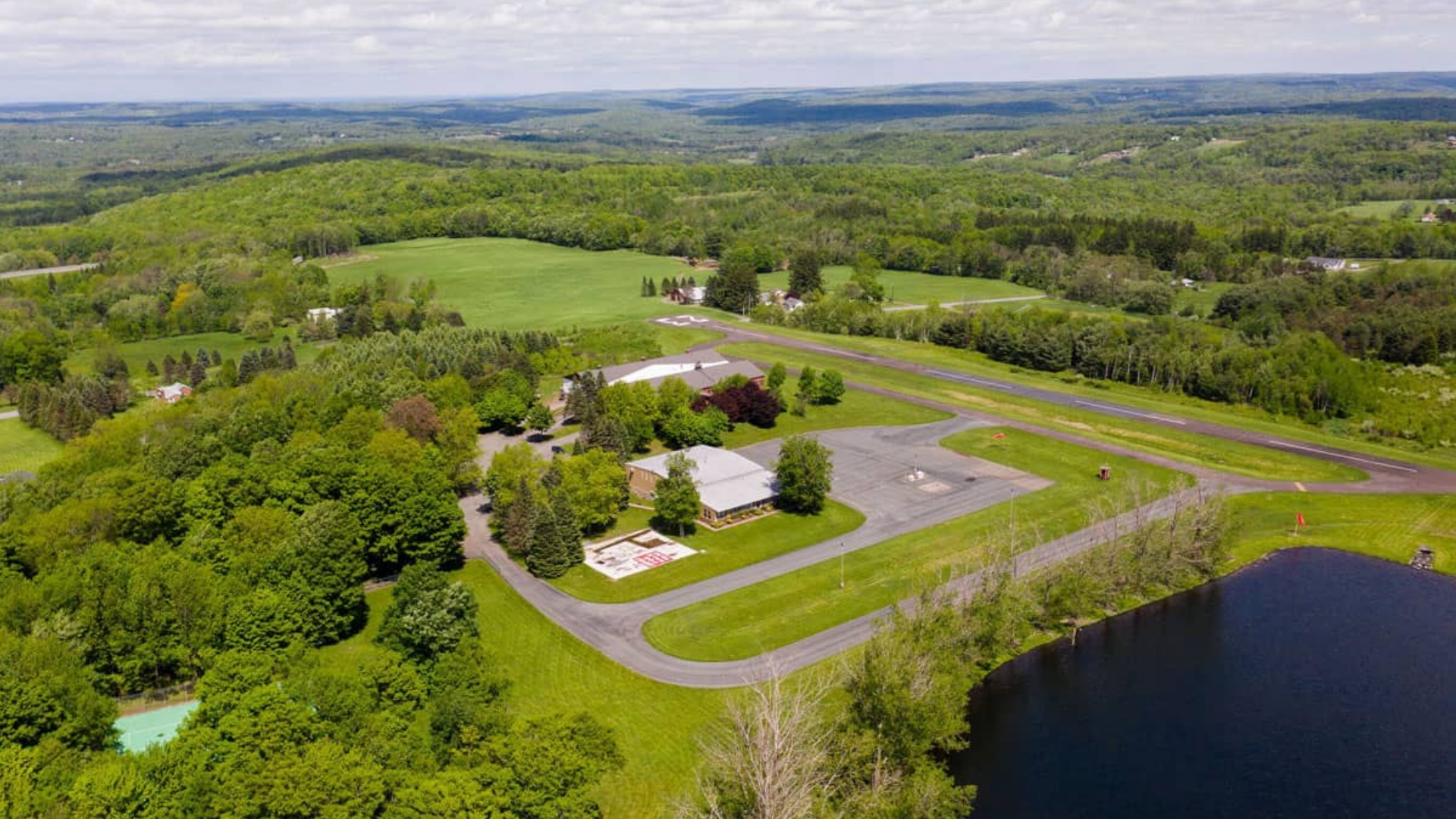 This $1.9M Home With a Private Airstrip Could Be Your Very Own Top Gear ...