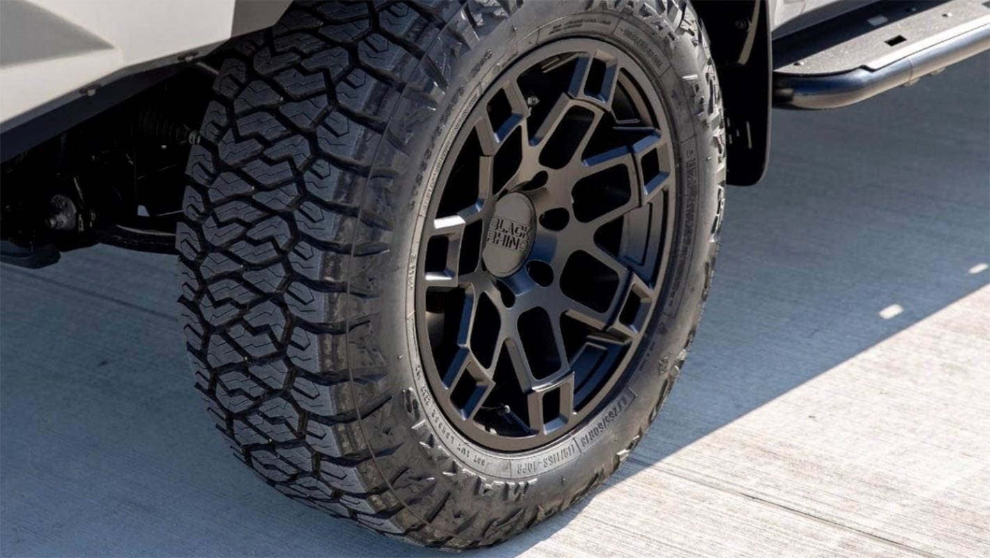 The 2021 Toyota Hilux Mako Is the Ultimate Raptor-Baiting Off Road Special