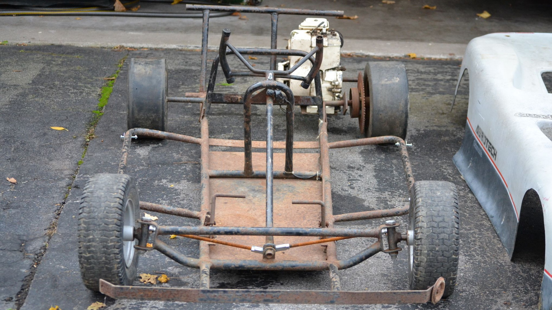 An Ultra-Rare Go-Kart Version of Oldsmobile's 267-MPH Land Speed Record ...