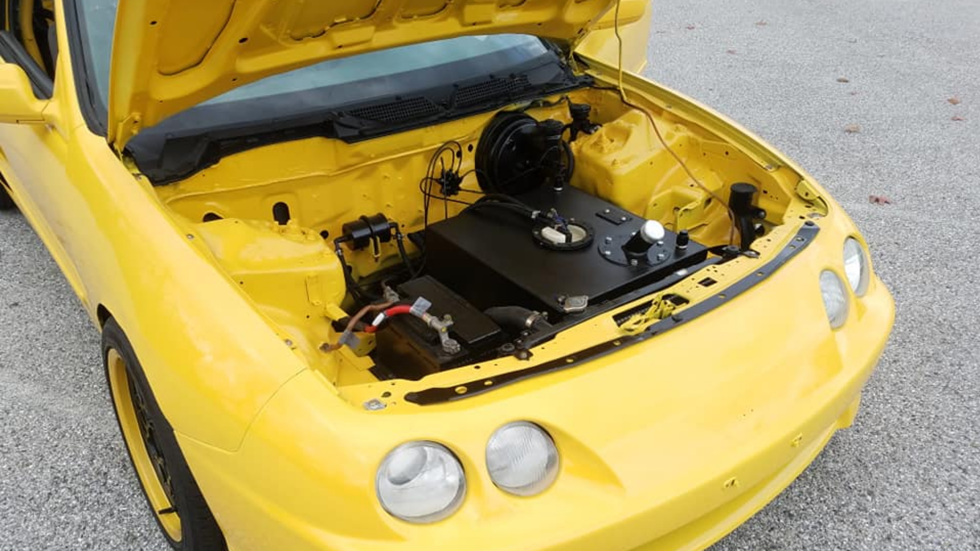 Bet You’ve Never Seen a RWD Acura Integra With a VW VR6 in the Trunk