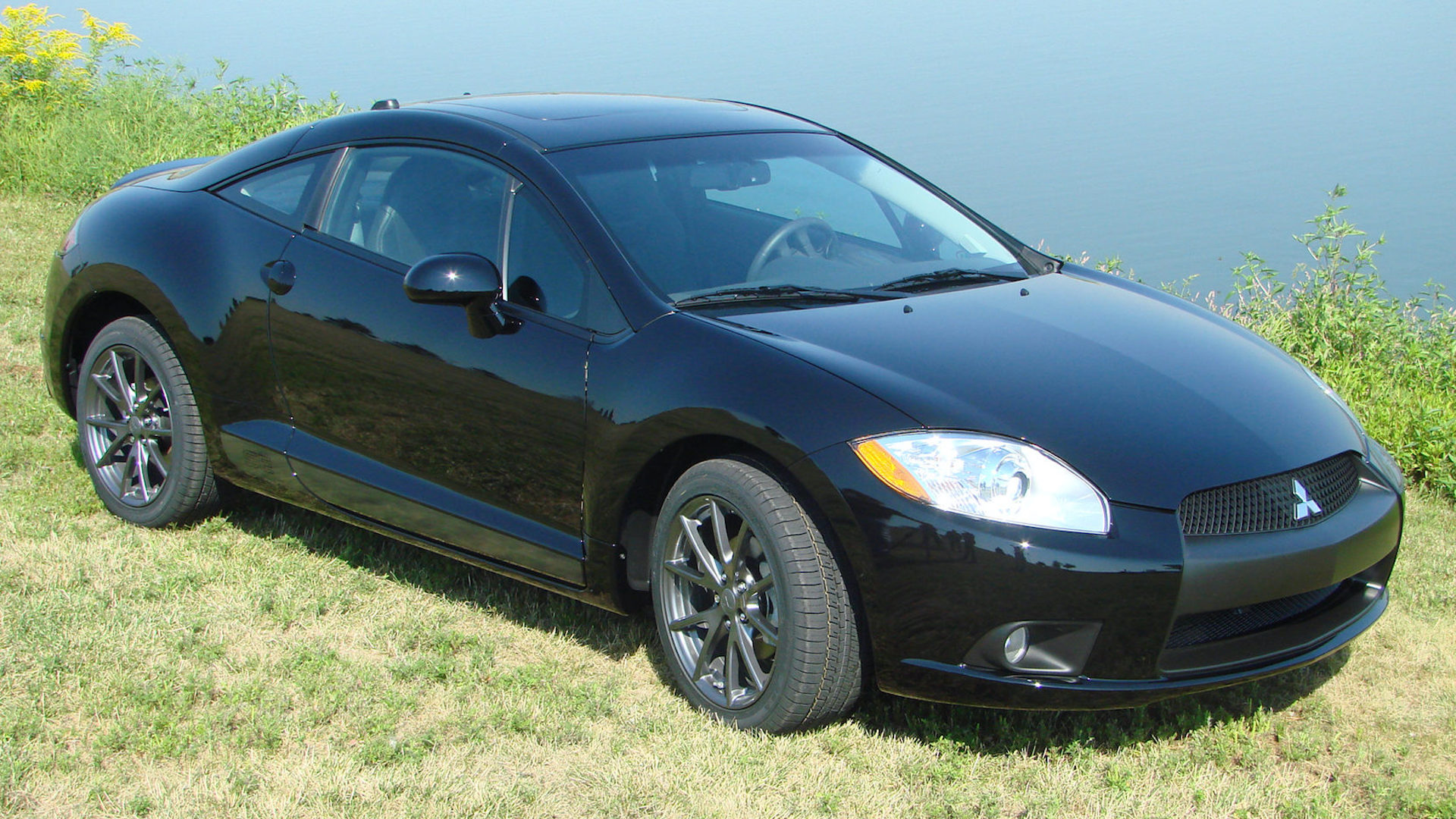 The Official Photos of the Final Mitsubishi Eclipse Are Just as Sad as ...