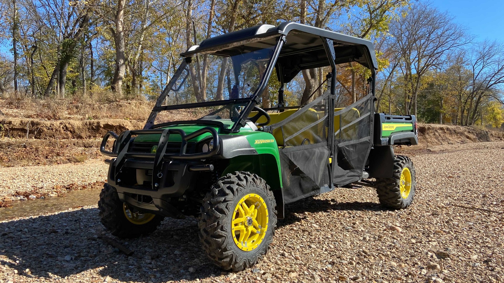 2021 John Deere Gator 825M S4 Review: Everything You Love in a Farm ...