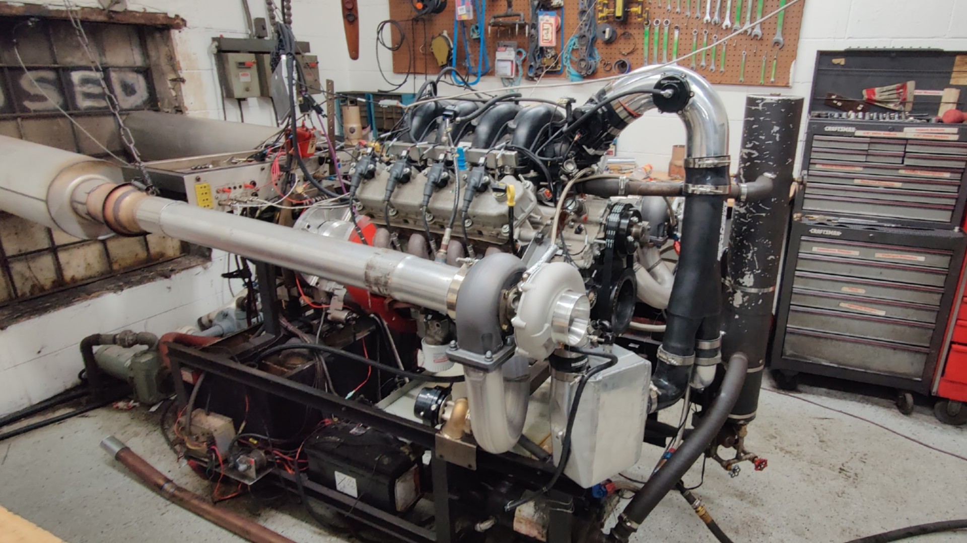 Ford’s 7.3L Godzilla V8 Can Make 1,100 HP With Twin Turbos and Little Else